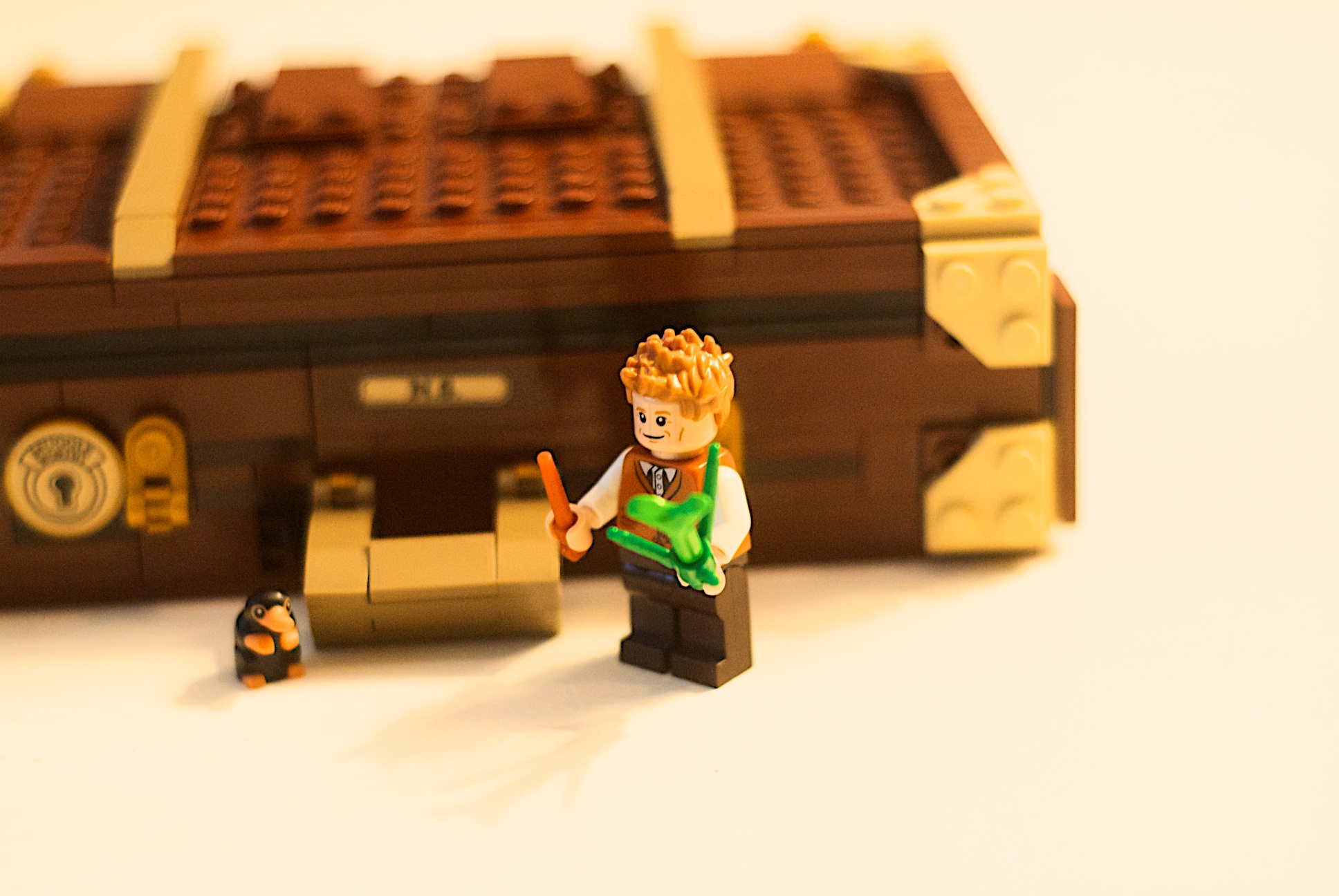 Newt's Case Magical Creatures - Brick Land