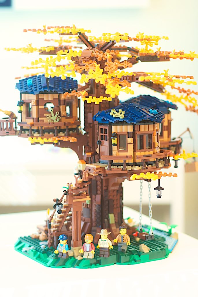 LEGO Treehouse 21318 - Brick Land