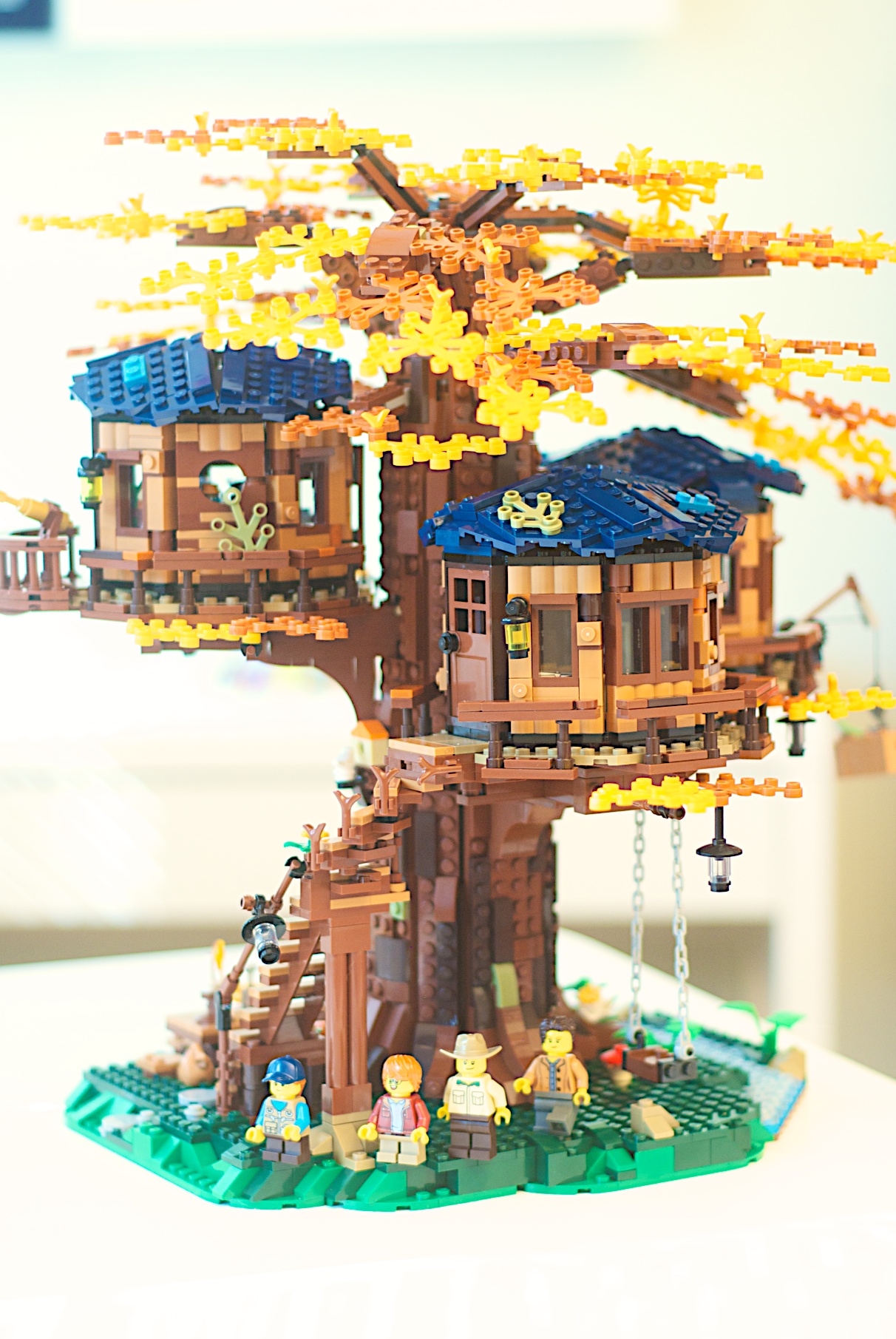 LEGO Treehouse 21318 - Brick Land