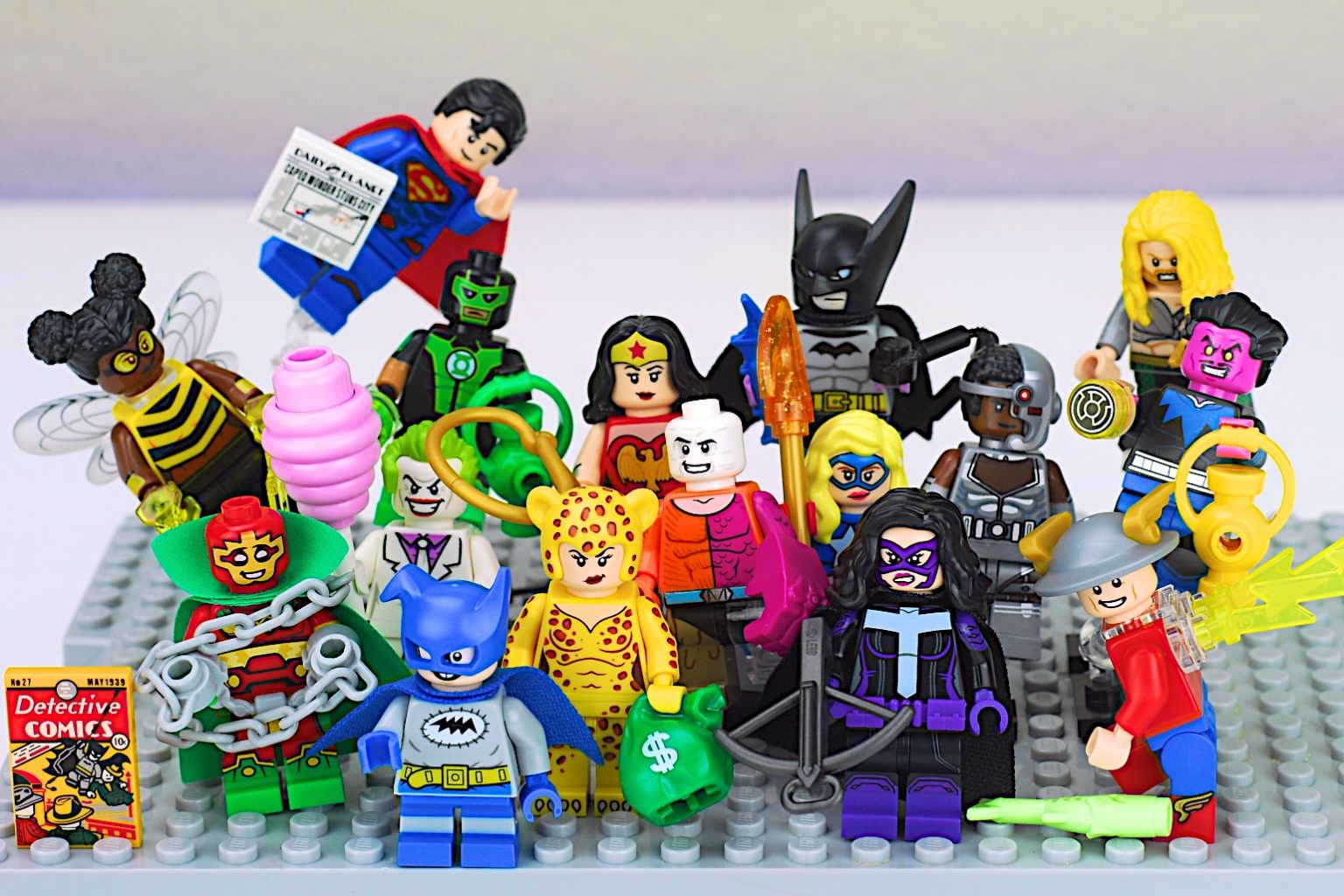 The Ultimate Guide to Collecting LEGO DC Comics Minifigures and Sets ...